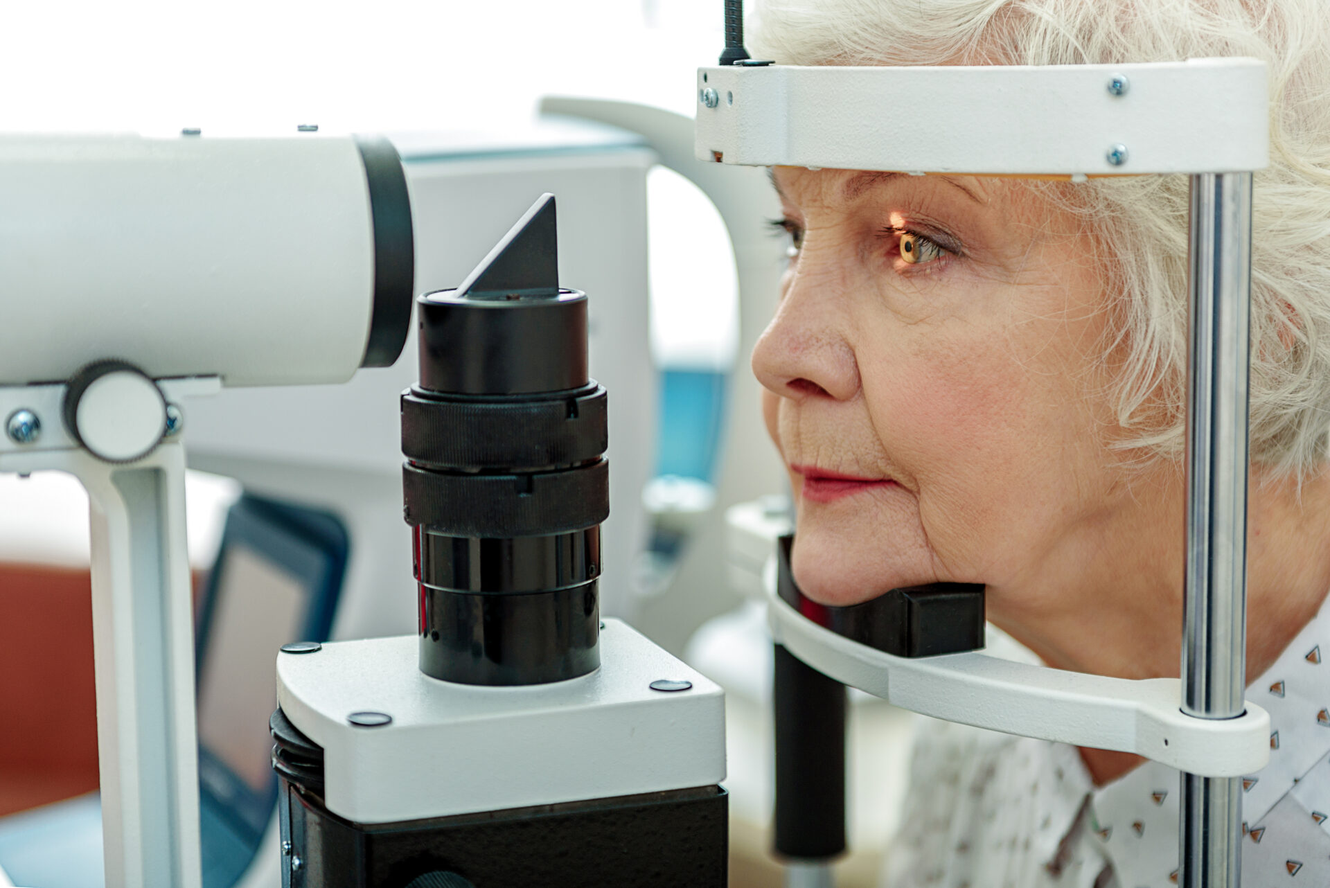 What to Expect During a Macular Degeneration Test